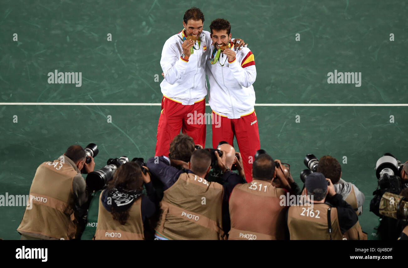 Rio De Janeiro, Brazil. 12th Aug, 2016. Rafael Nadal (L) and Marc Lopez ...
