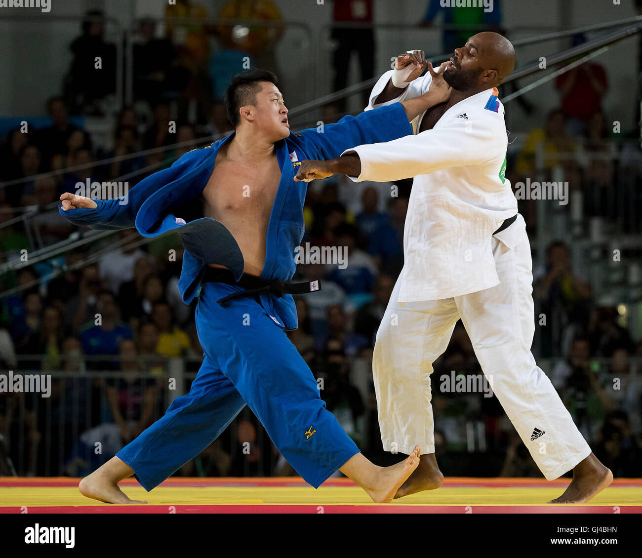 Teddy riner medal hi-res stock photography and images - Alamy
