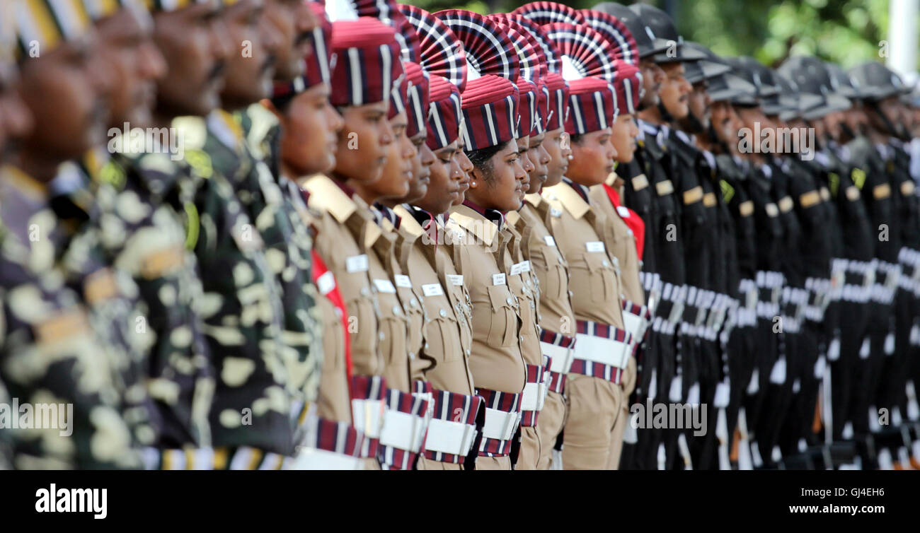 Paramilitary forces hi-res stock photography and images - Alamy