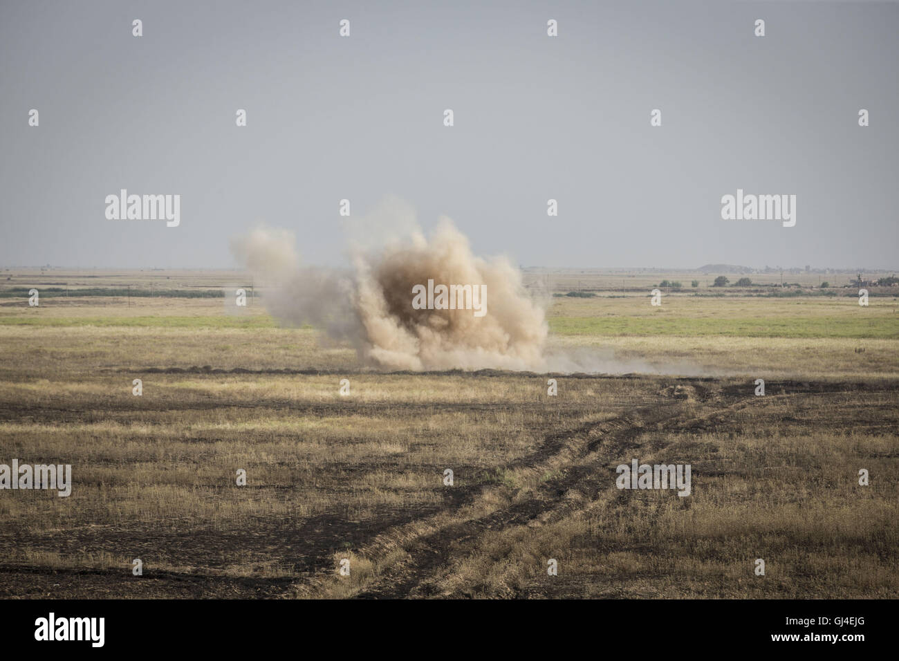 Daquq, Kurdistan Regional Goverment are, Iraq. 13th May, 2016. Mortar ...