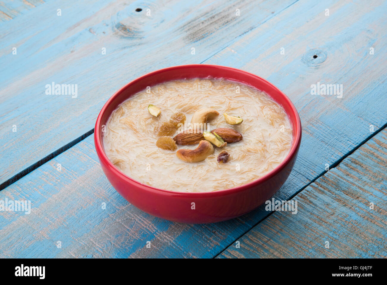 sweet Kheer or khir payasa, gil-e-firdaus, fereni also known as Sheer ...