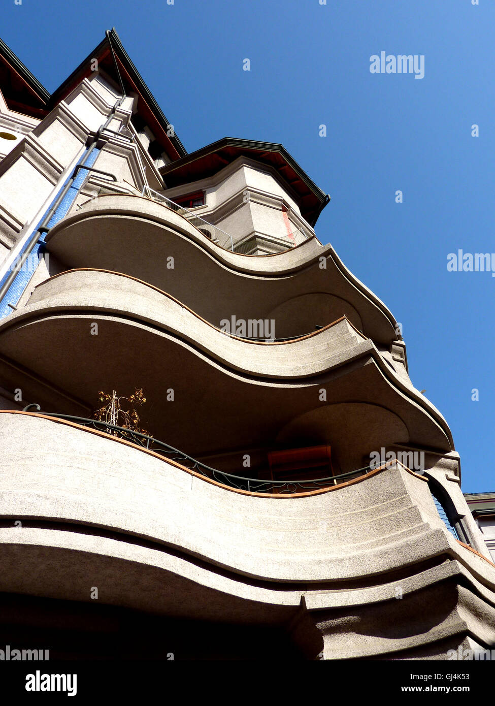 Metal and concrete balconies hi-res stock photography and images - Alamy