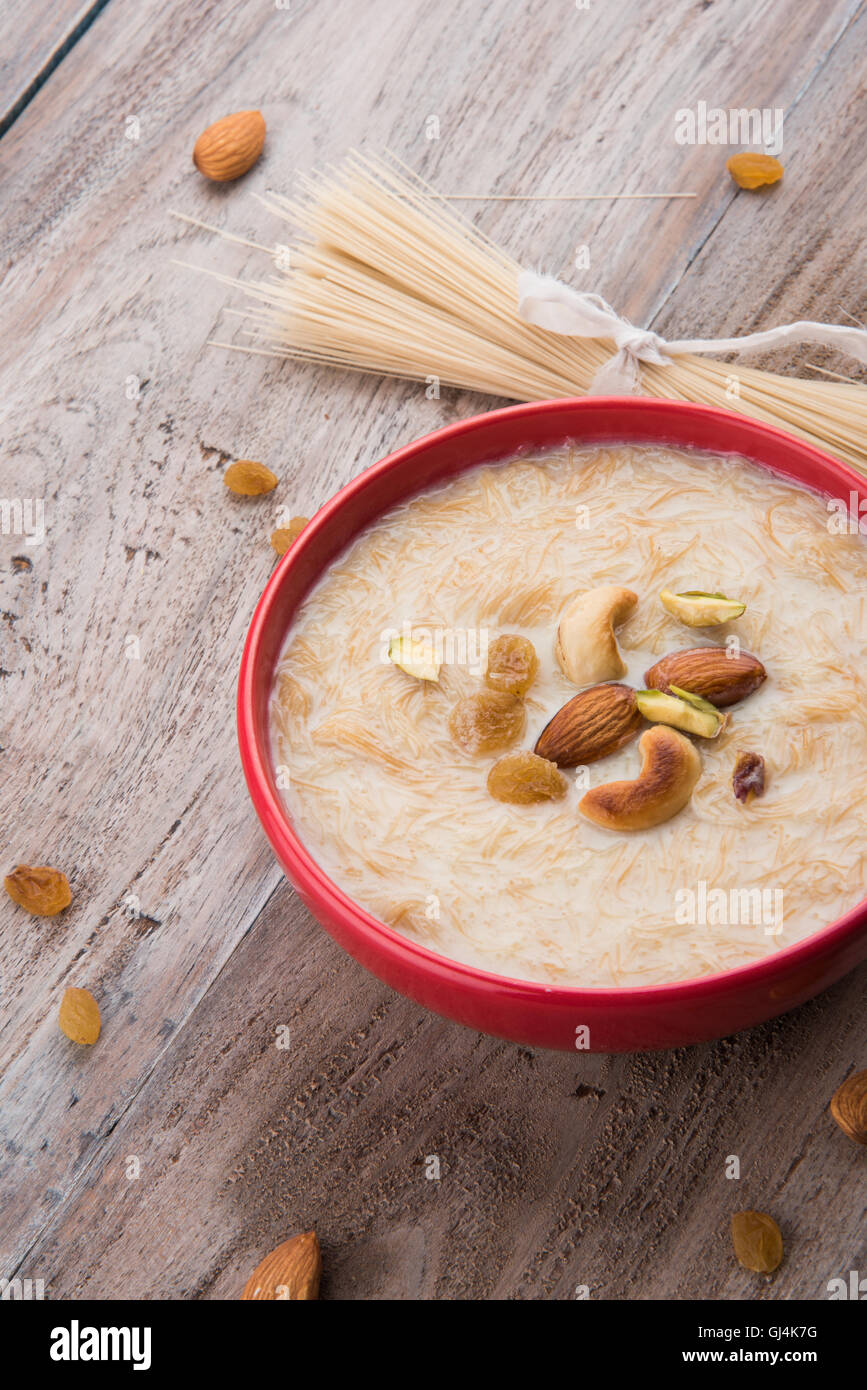 sweet Kheer or khir payasa, gil-e-firdaus, fereni also known as Sheer ...
