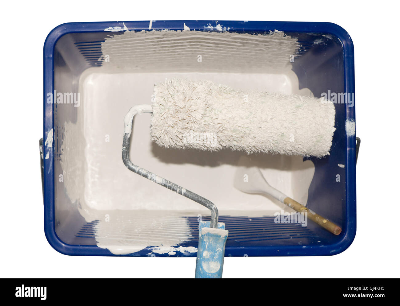Paintroller in a bucket Stock Photo - Alamy
