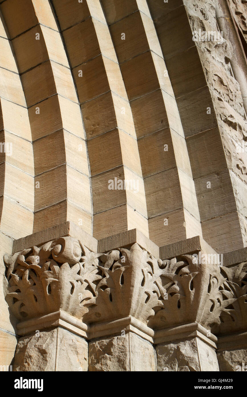 Arched Building Bricks Stock Photo - Alamy