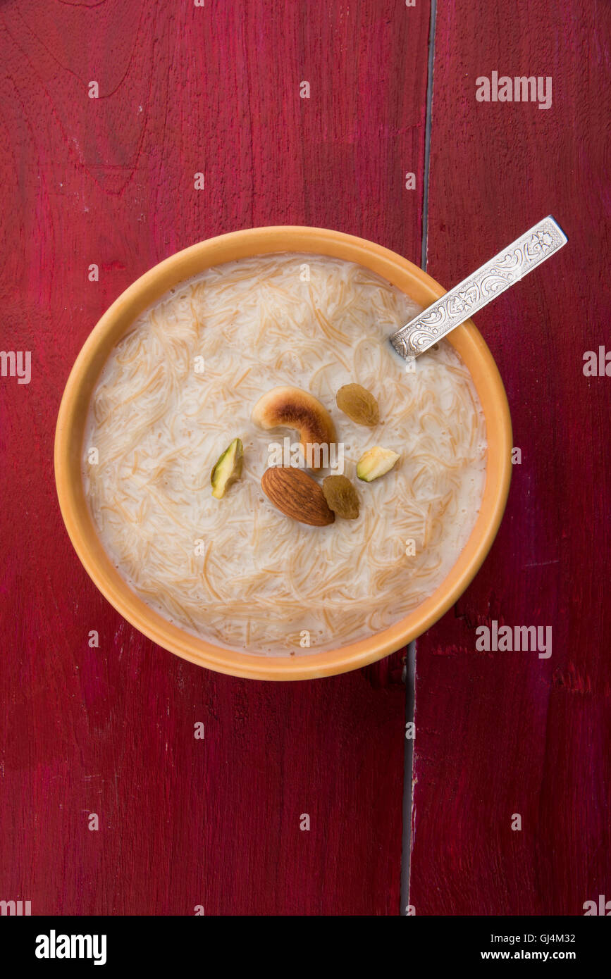 sweet Kheer or khir payasa, gil-e-firdaus, fereni also known as Sheer ...