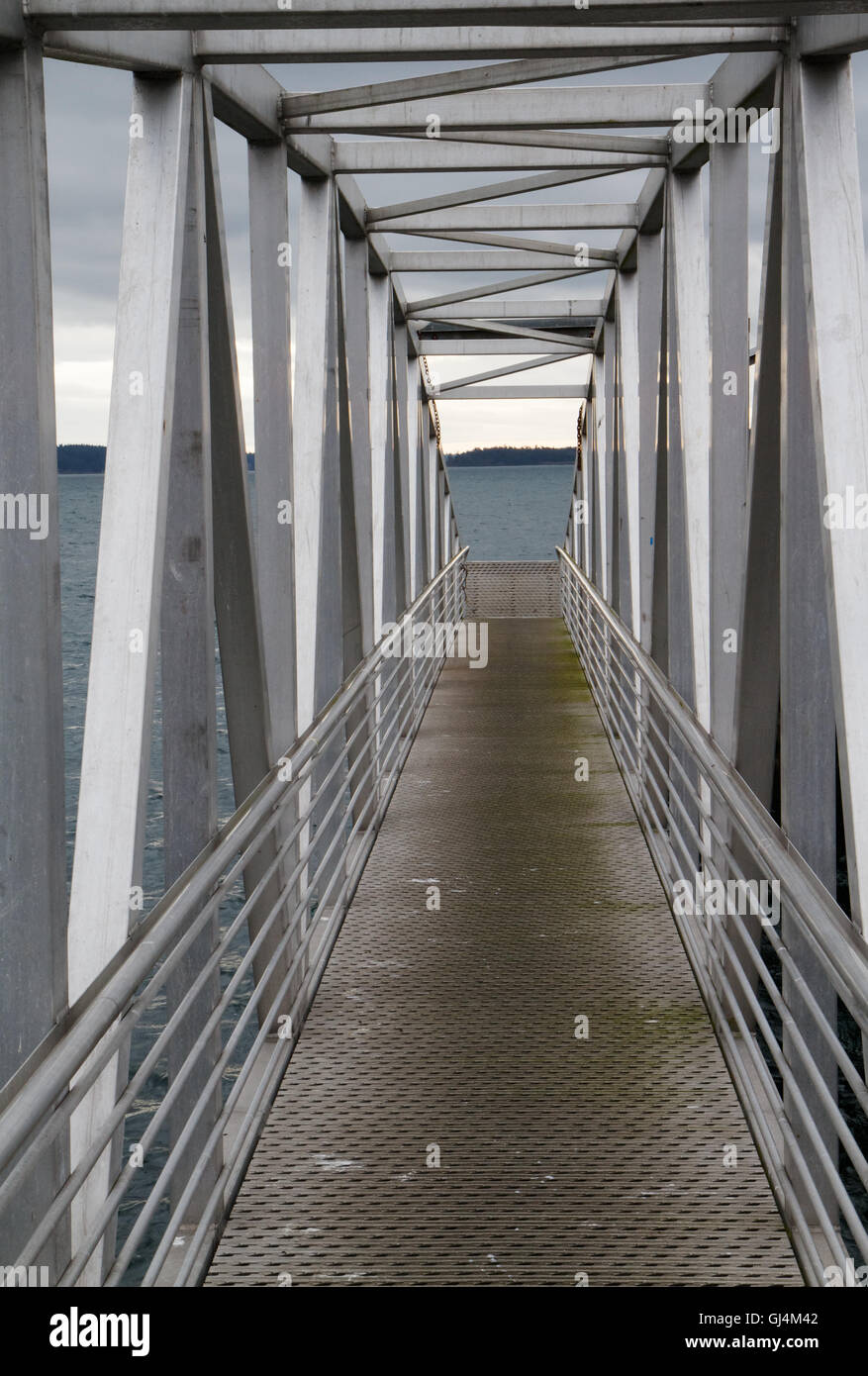 Boat Loading Ramp Stock Photo - Alamy
