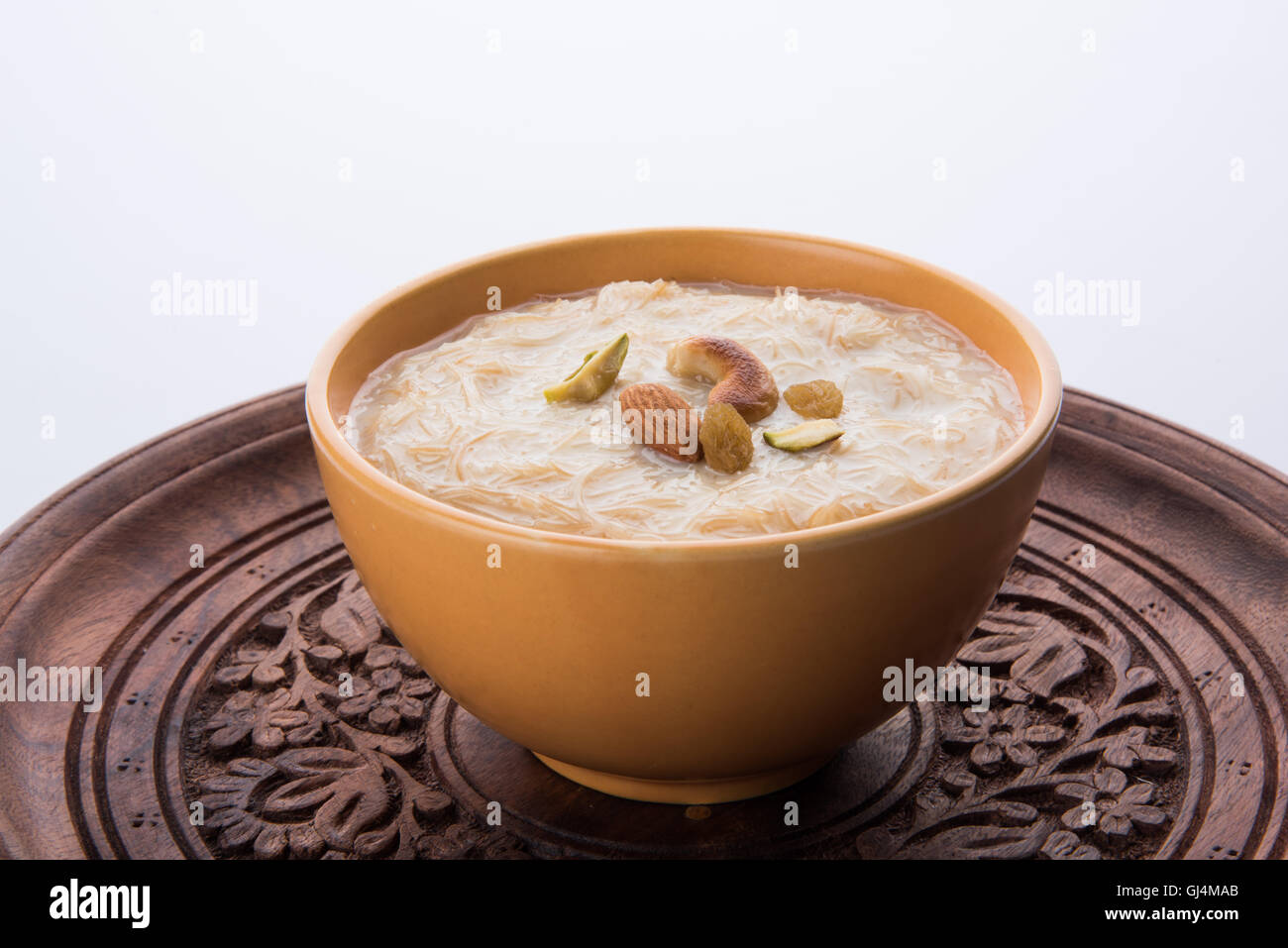 sweet Kheer or khir payasa, gil-e-firdaus, fereni also known as Sheer ...