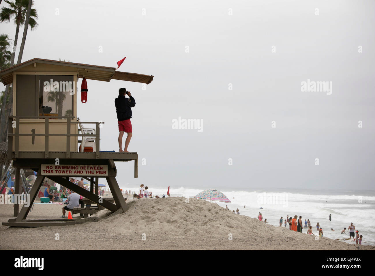Lifeguard people hi-res stock photography and images - Alamy