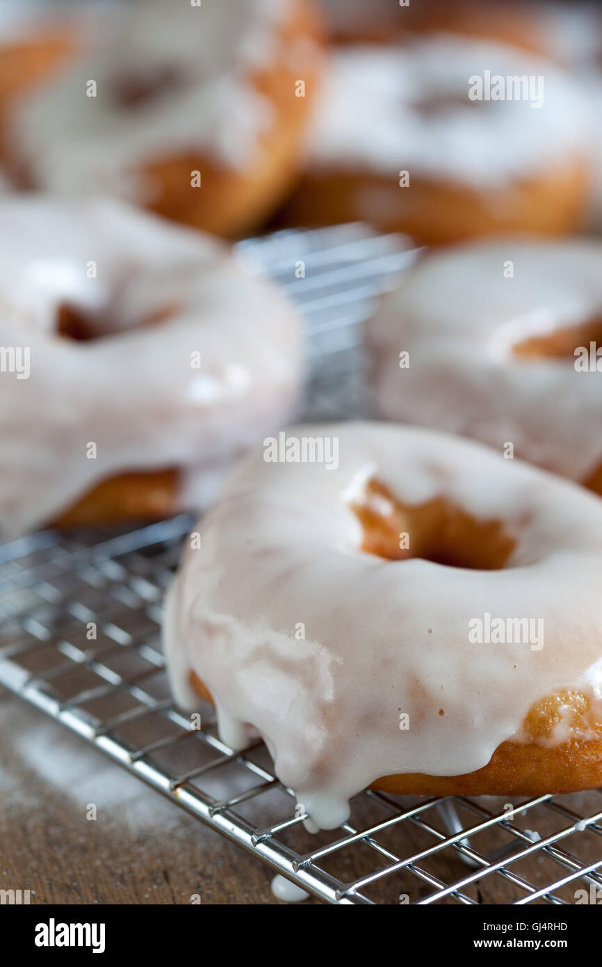 Doughnuts with fresh icing Stock Photo - Alamy