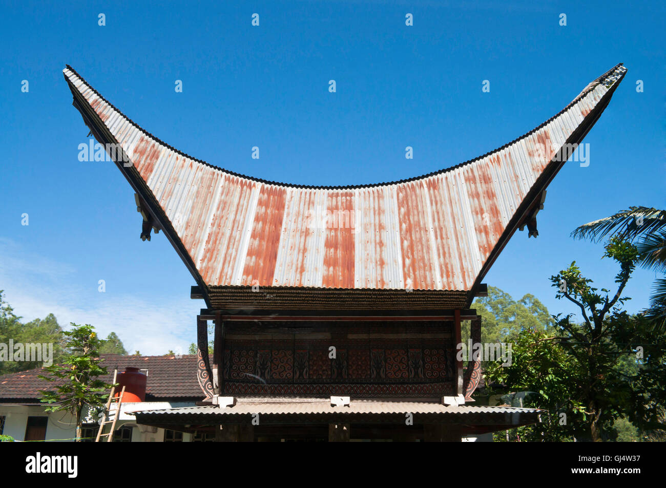 Toraja Tradional house Stock Photo - Alamy