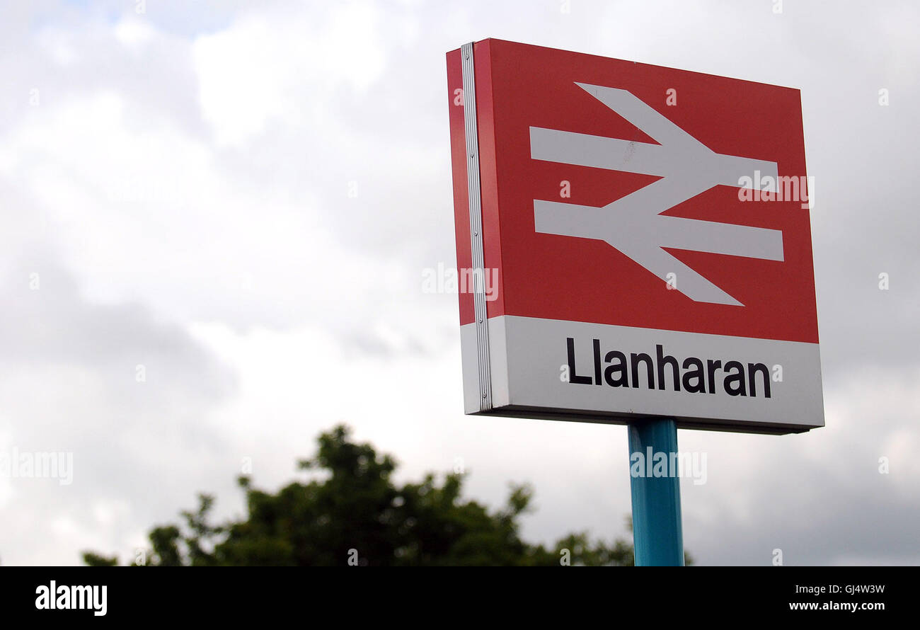 Llanharan hi-res stock photography and images - Alamy