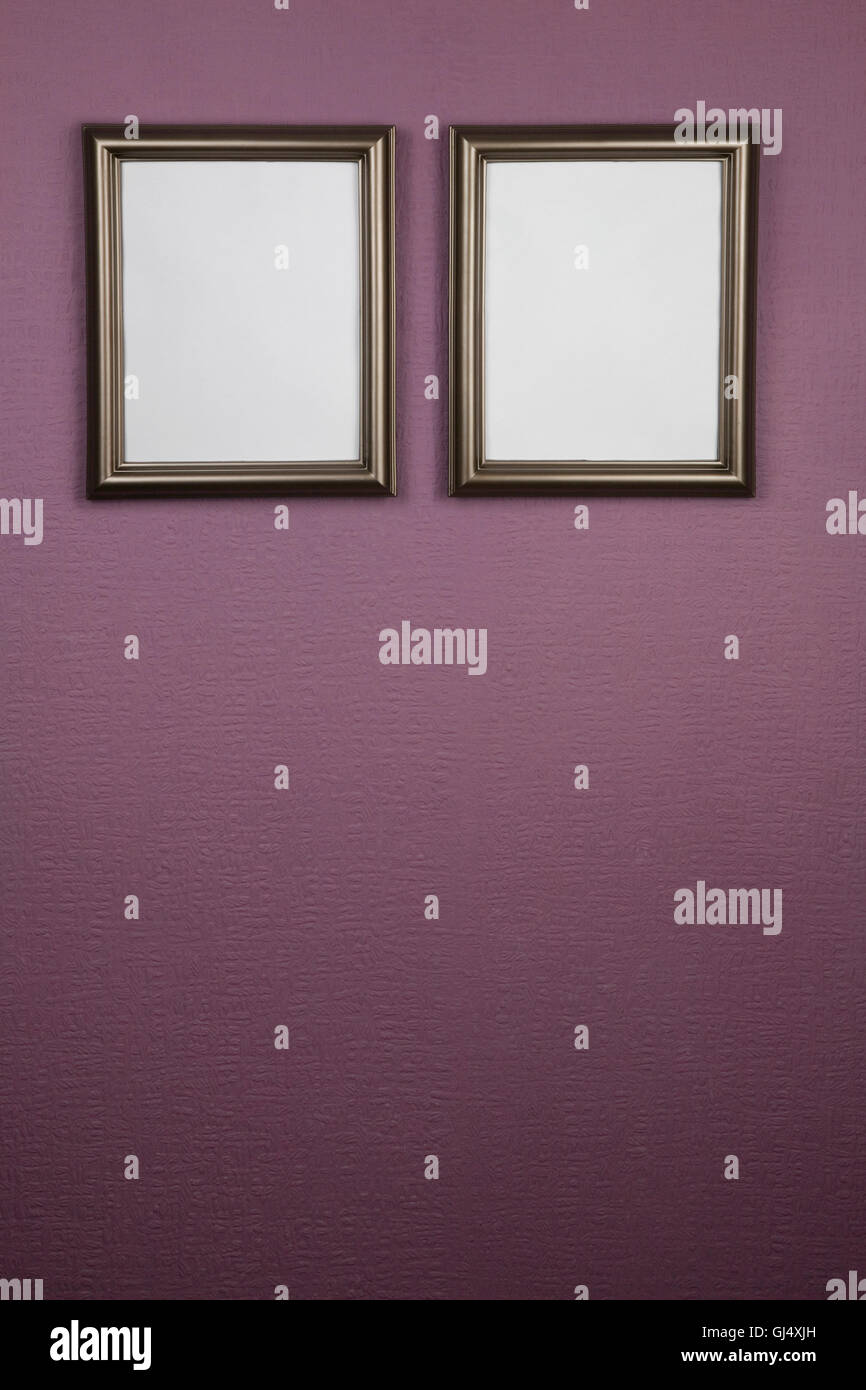 Vertical picture frames hi-res stock photography and images - Alamy