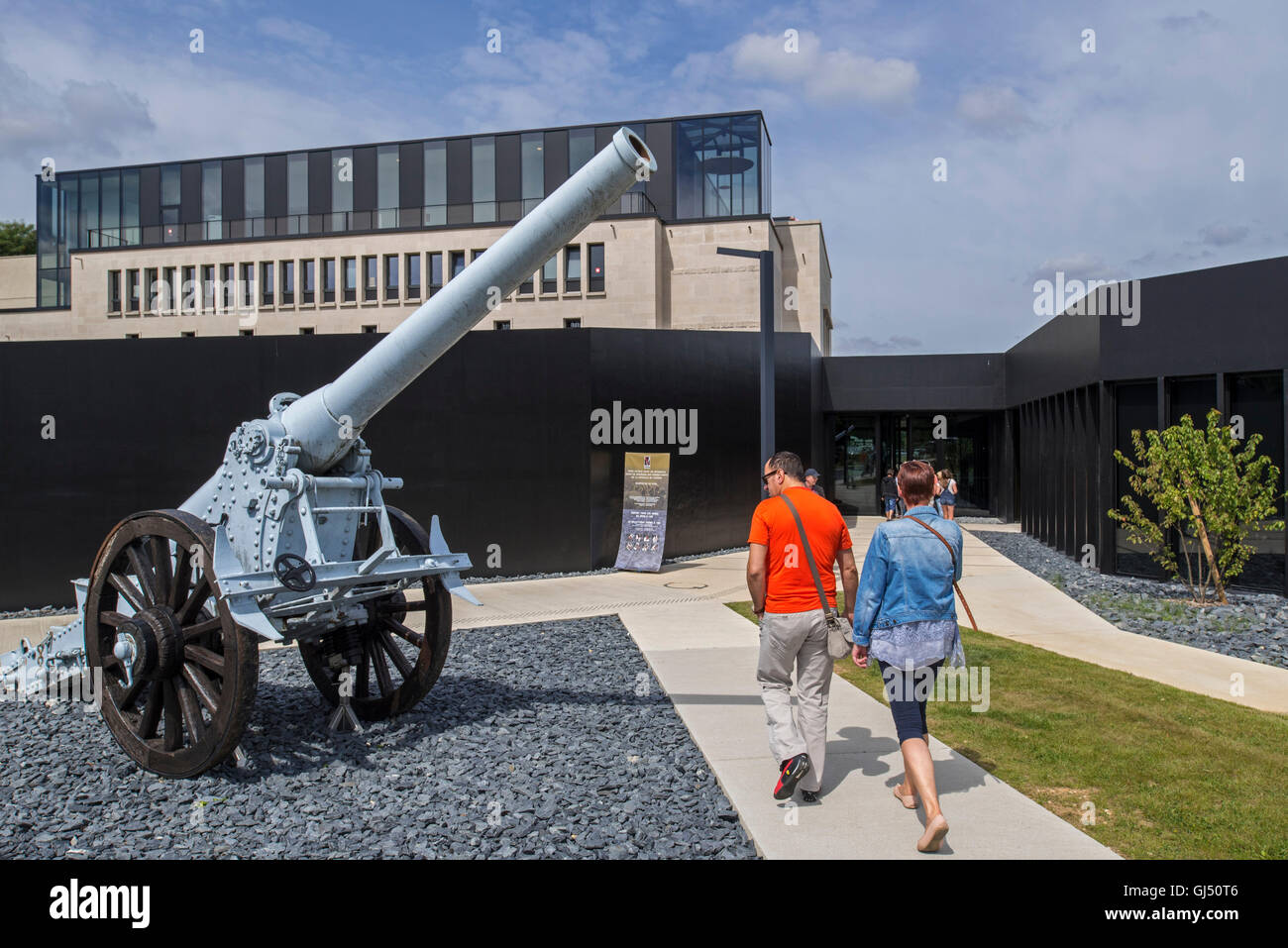 De Bange 155 mm long cannon mle. 1877 at the Mémorial de Verdun, museum ...