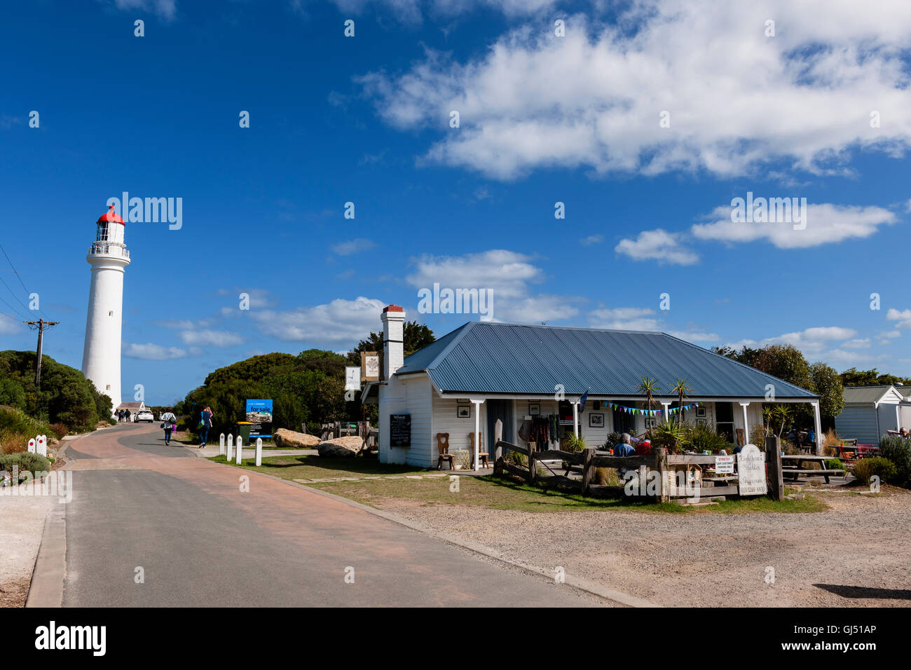 The Willows Tea House by Split Point Lighthouse along the Great Ocean ...
