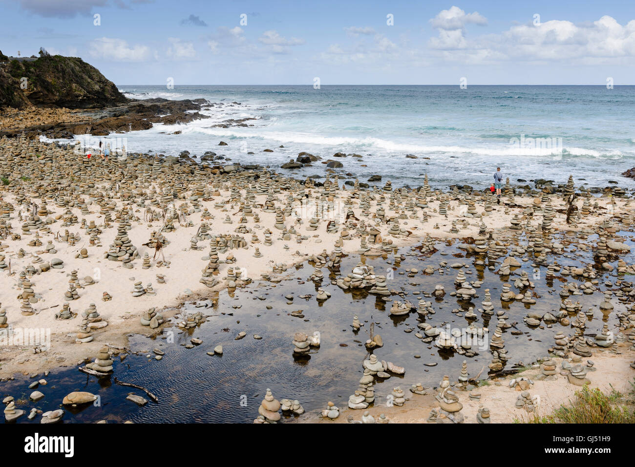 Rock stacking at Carisbrook Creek along the Great Ocean Road Stock ...