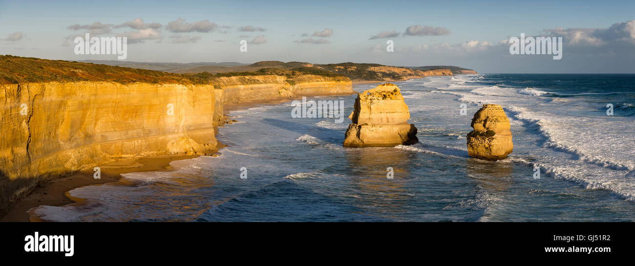 Twelve apostles famous landmark along hi-res stock photography and ...