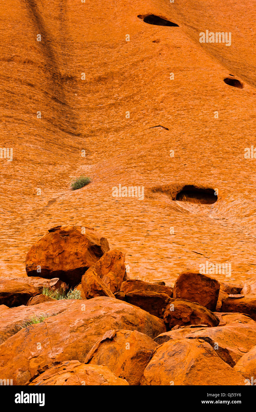 Close up uluru ayers rock hi-res stock photography and images - Alamy