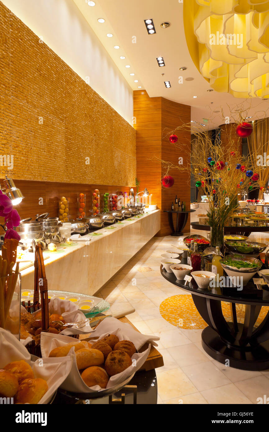 Hotel Seafood Buffet Restaurant Stock Photo - Alamy