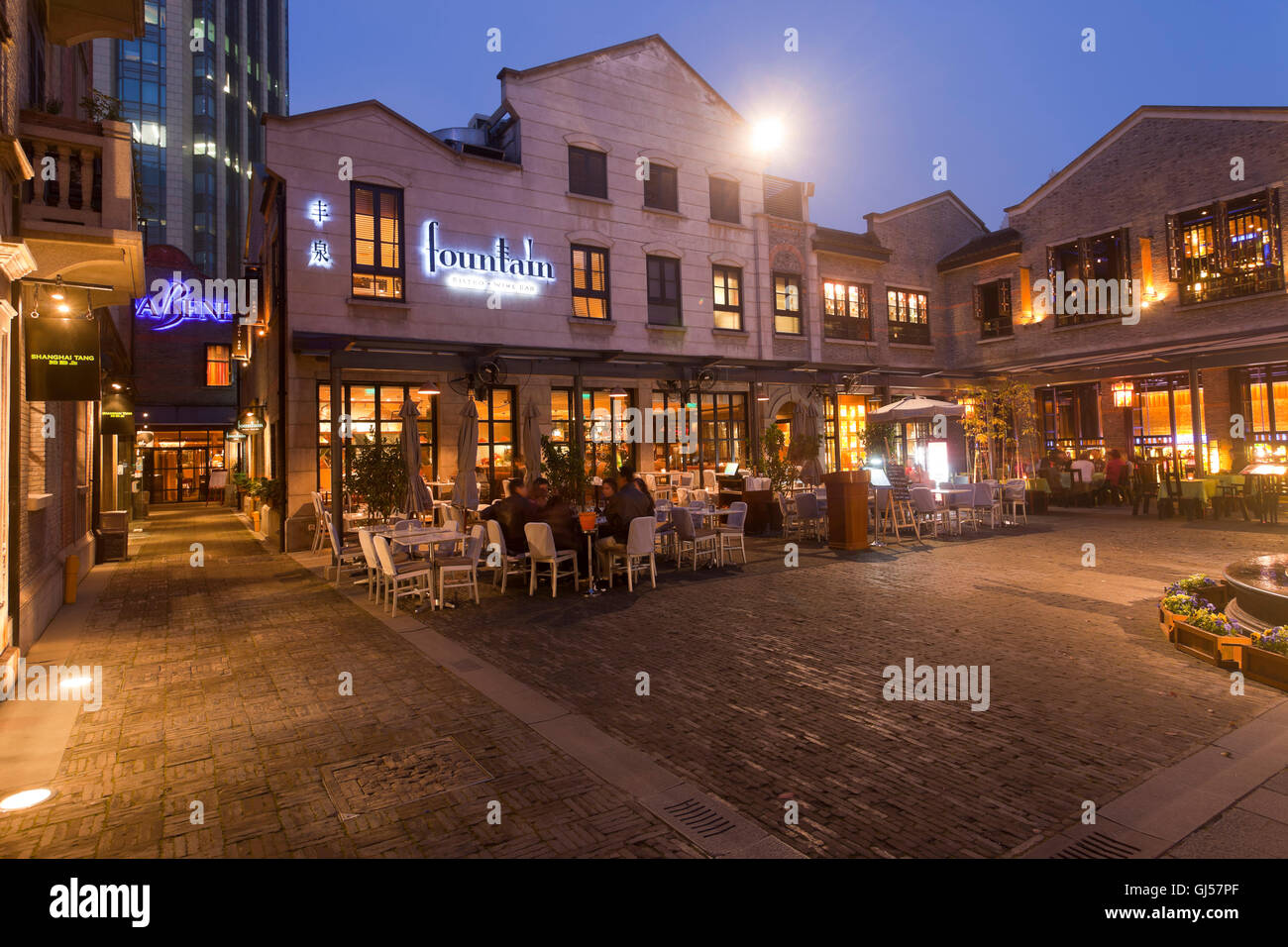 Xintiandi Development High Resolution Stock Photography and Images - Alamy