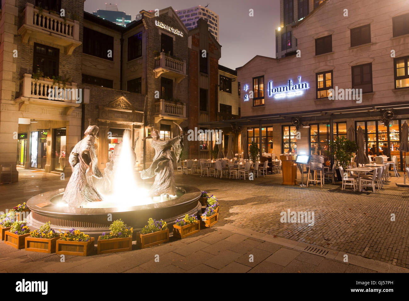 Xintiandi Development High Resolution Stock Photography and Images - Alamy