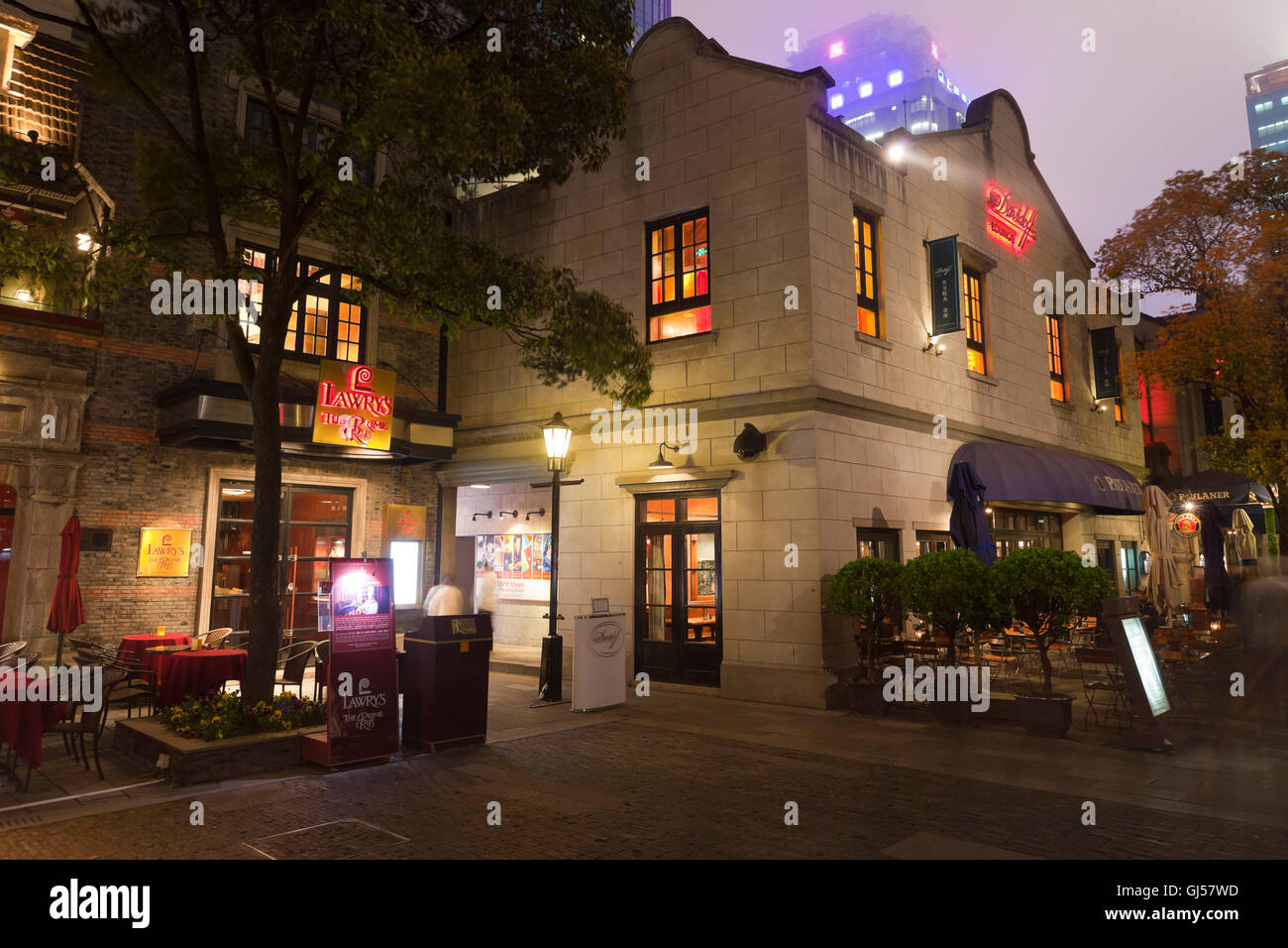 Xintiandi Development High Resolution Stock Photography and Images - Alamy