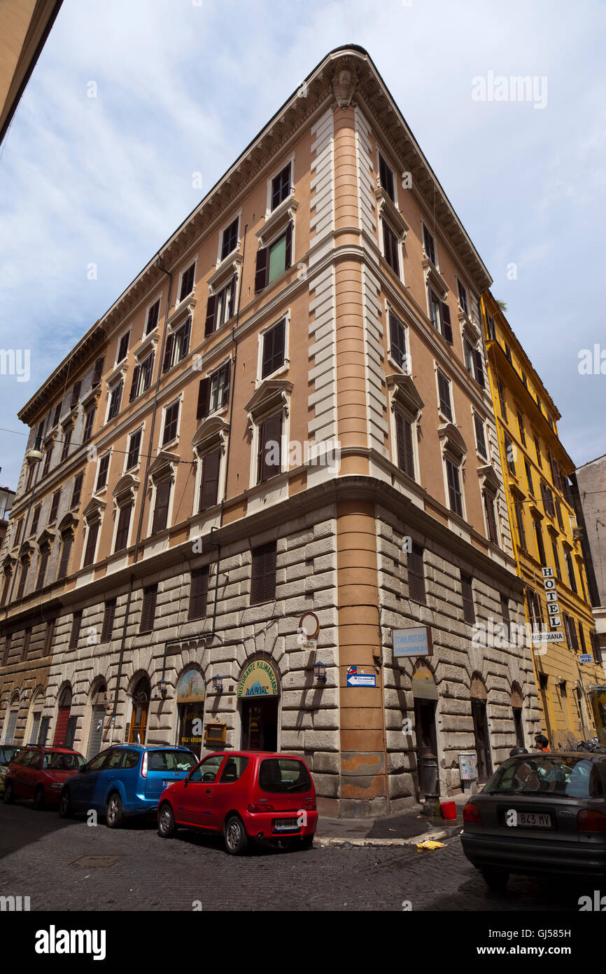 Rome Streetscape High Resolution Stock Photography and Images - Alamy