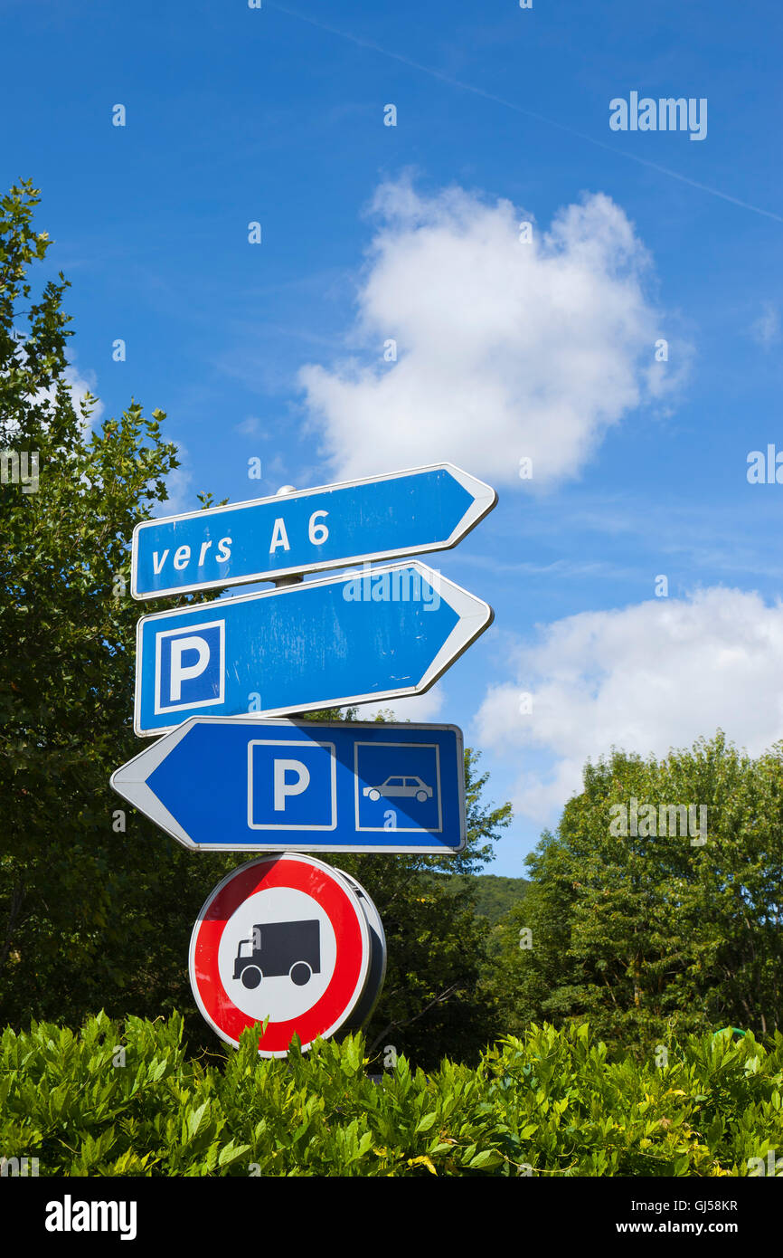 French highway rest area Stock Photo - Alamy