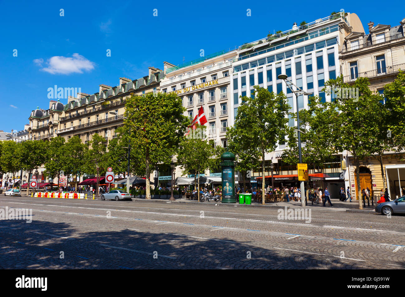 Paris Champs Elysees Stock Photo - Alamy