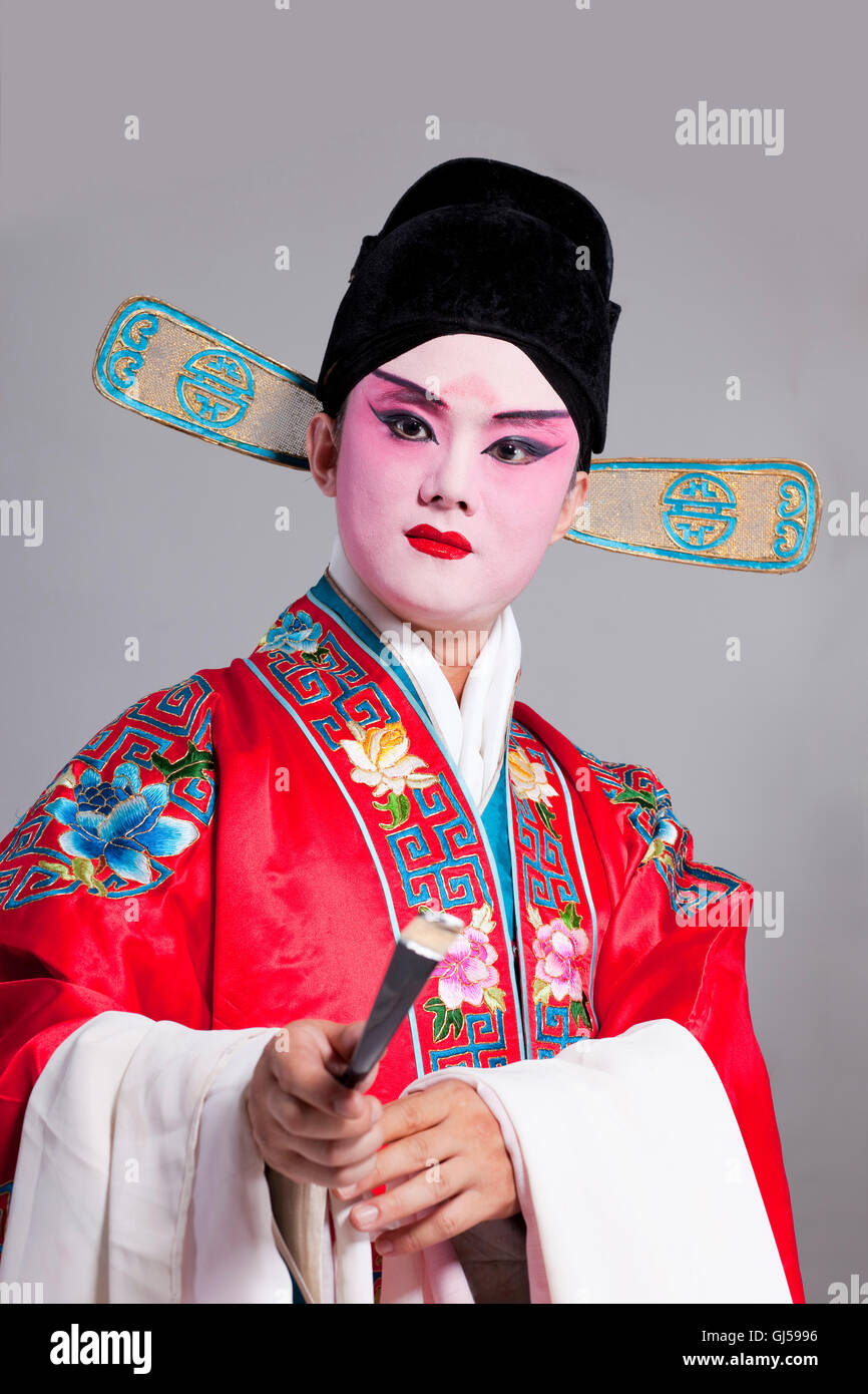 Peking Opera characters Stock Photo - Alamy