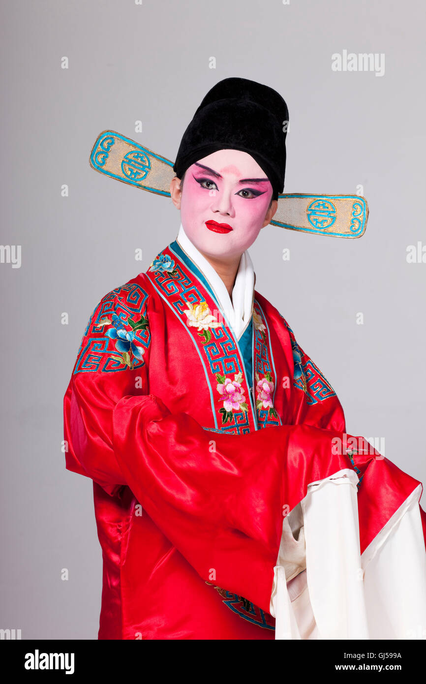 Peking Opera characters Stock Photo - Alamy