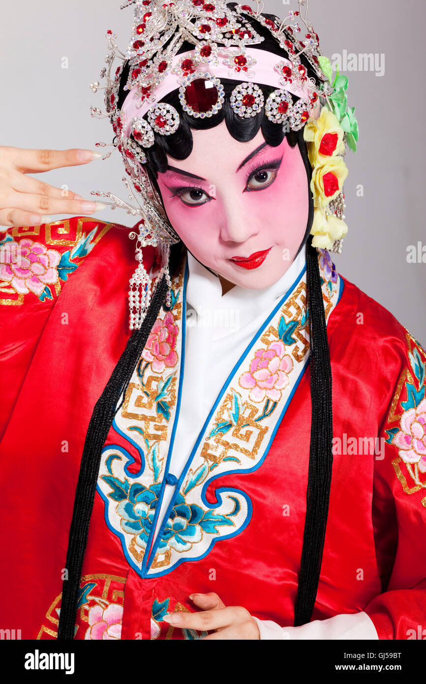 Peking Opera characters Stock Photo - Alamy