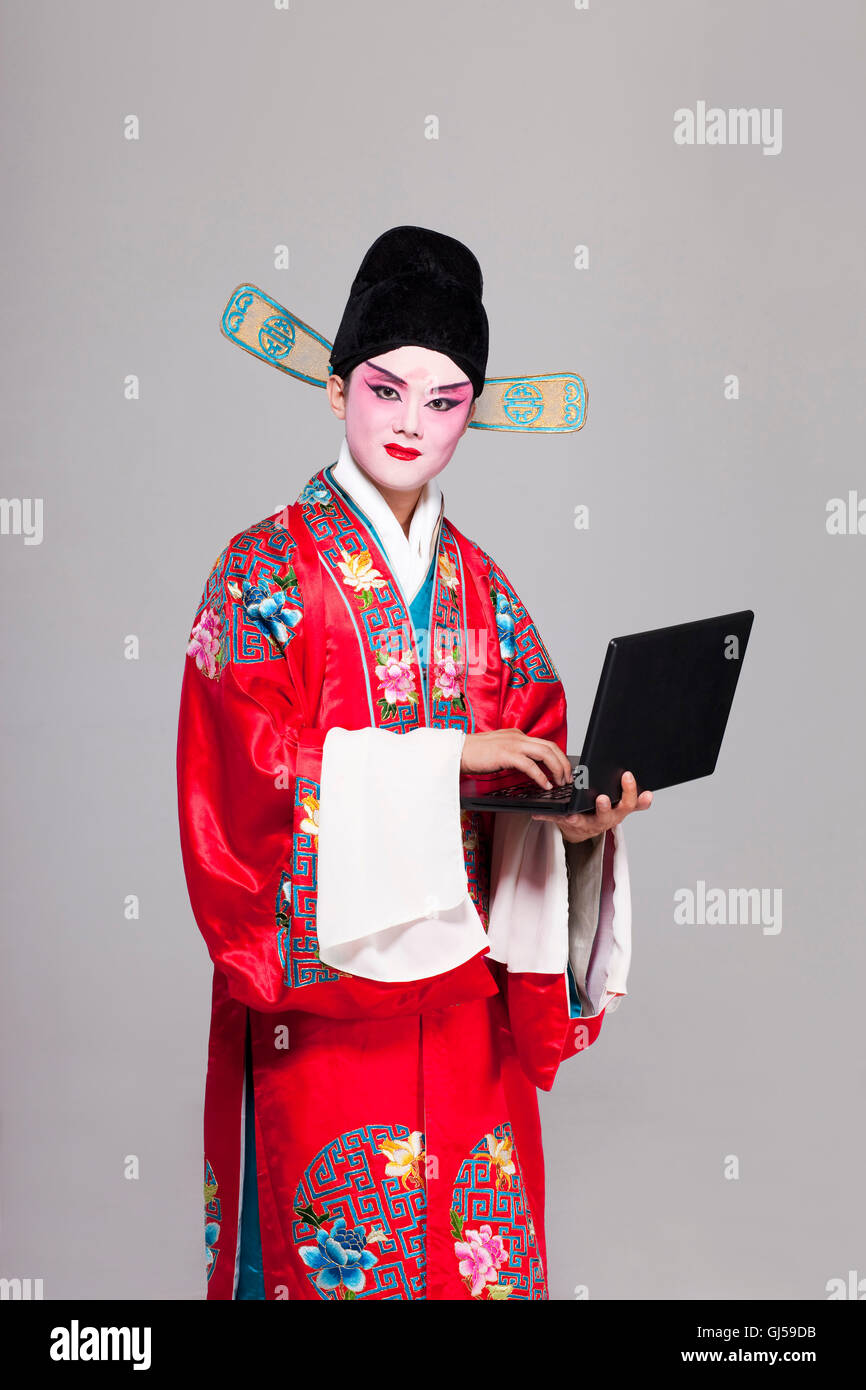Peking Opera characters Stock Photo - Alamy