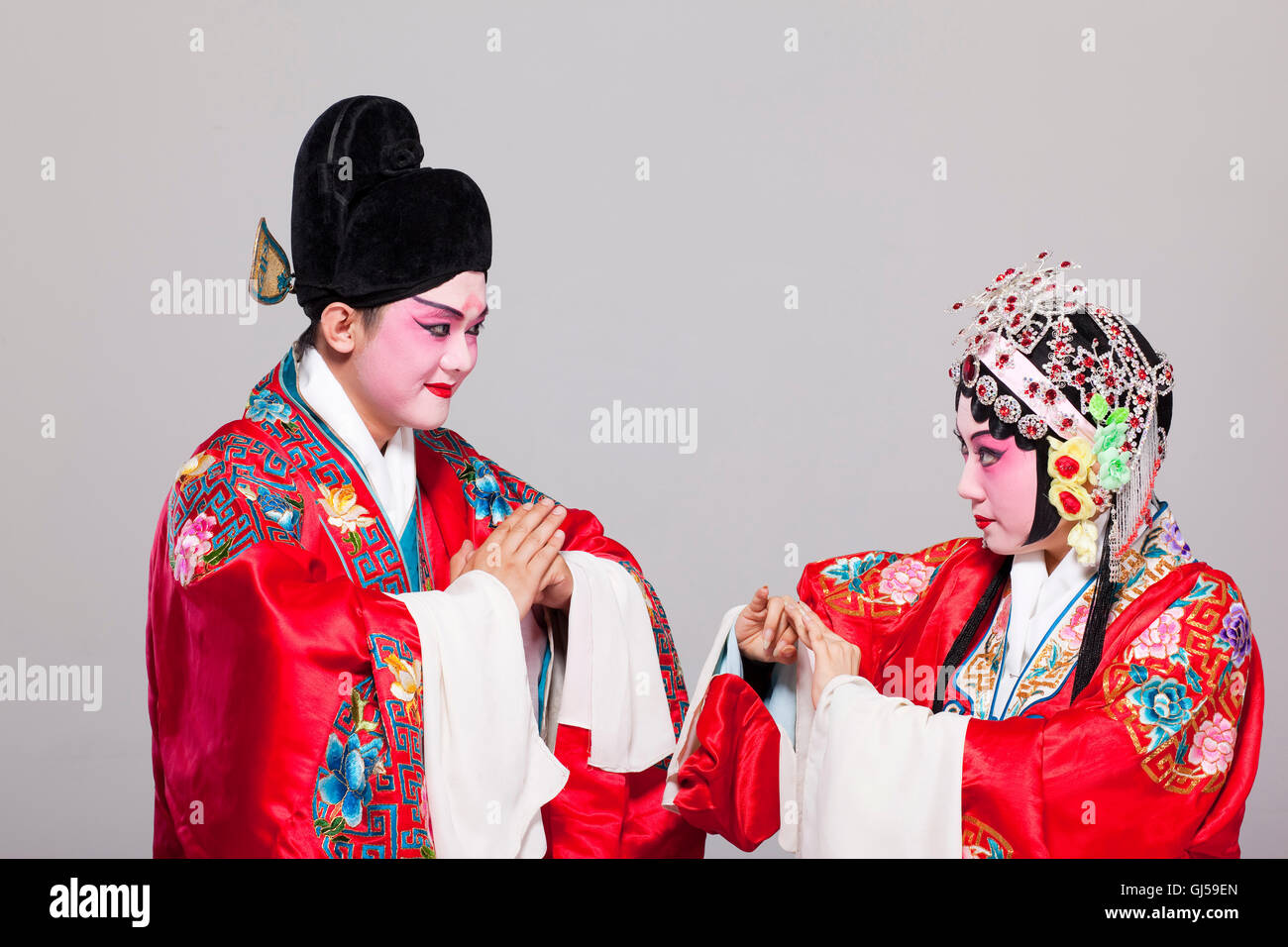 Peking Opera characters Stock Photo - Alamy
