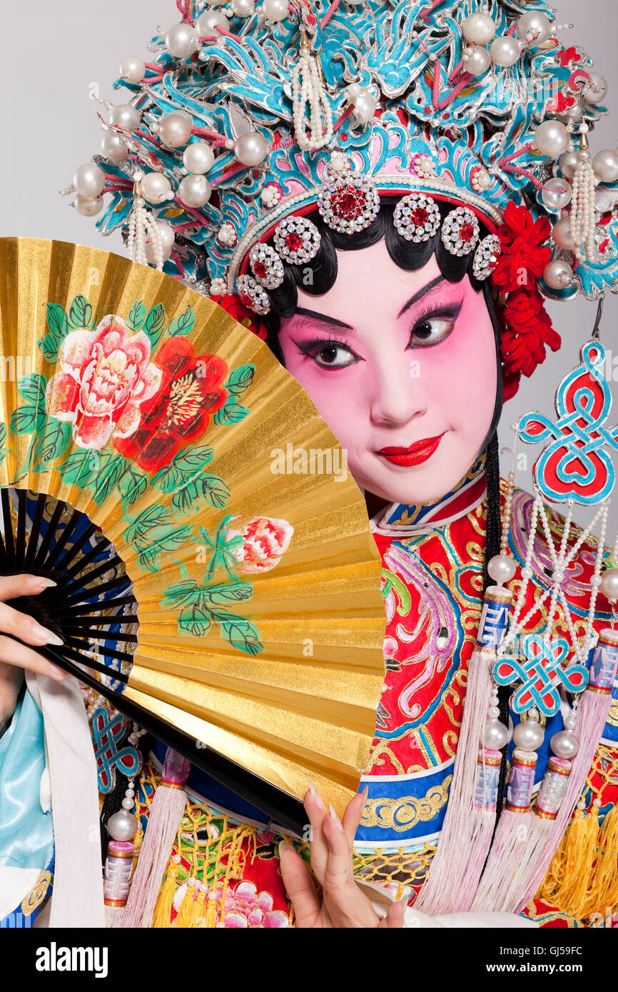 Peking Opera characters Stock Photo - Alamy