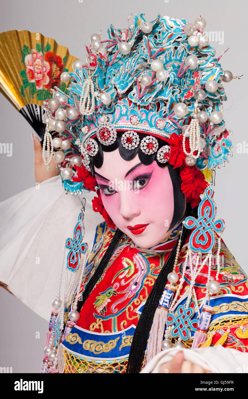 Peking Opera characters Stock Photo - Alamy