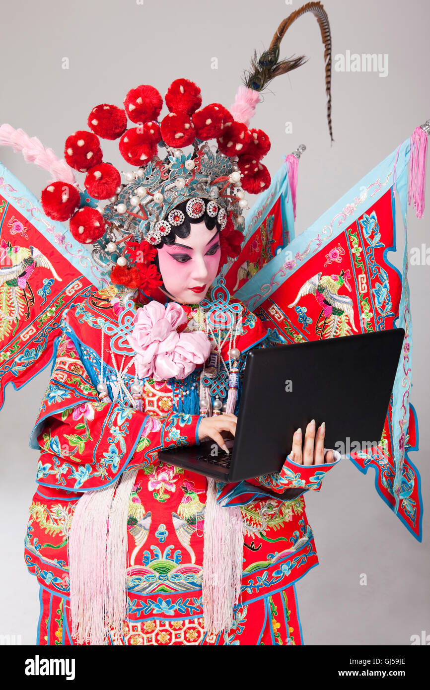 Peking Opera characters Stock Photo - Alamy