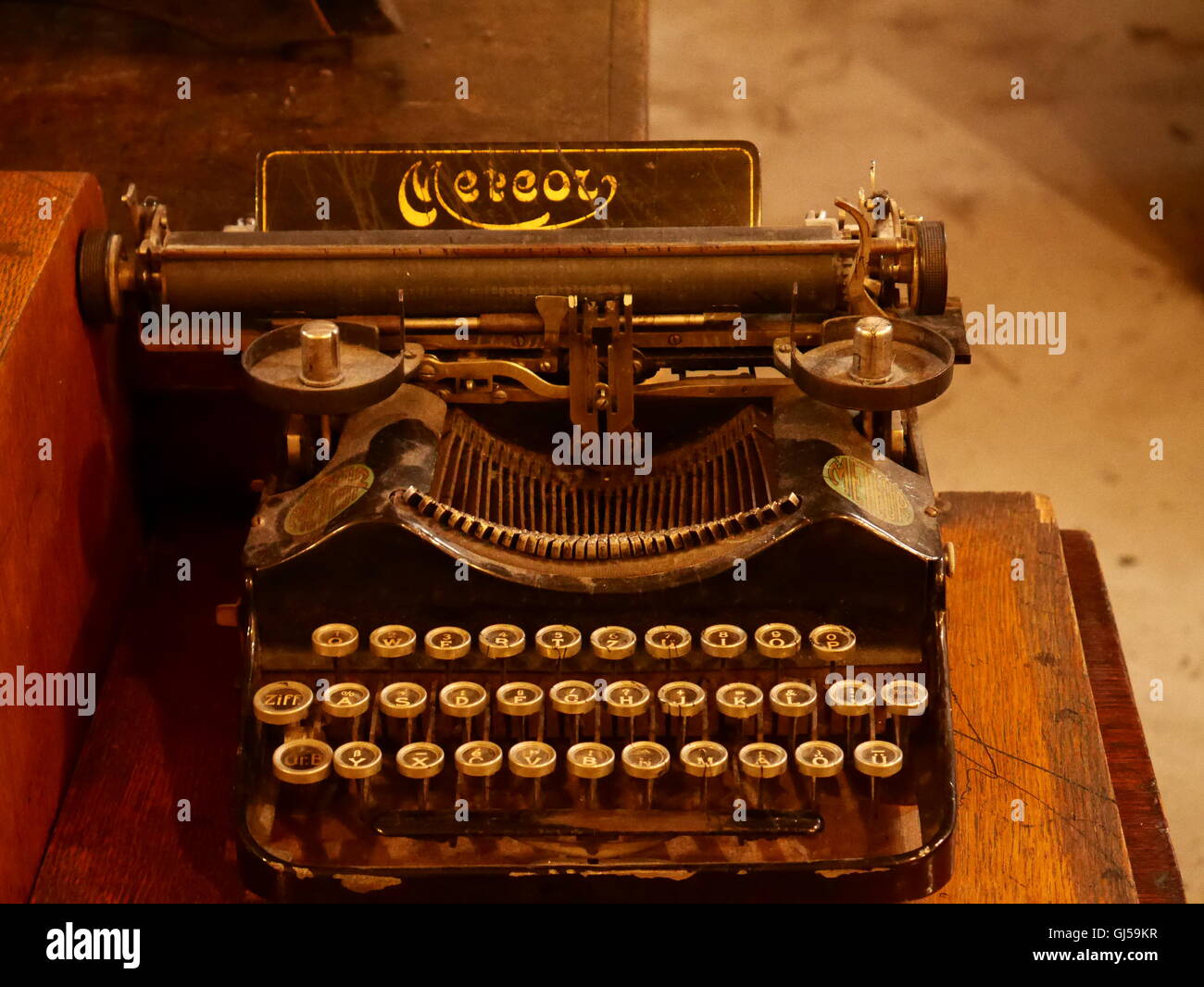Old type machine Stock Photo - Alamy