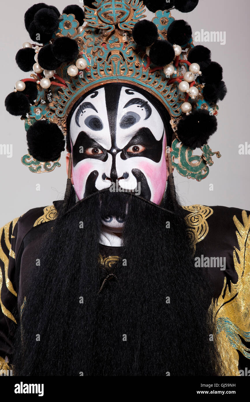 Peking Opera characters Stock Photo - Alamy