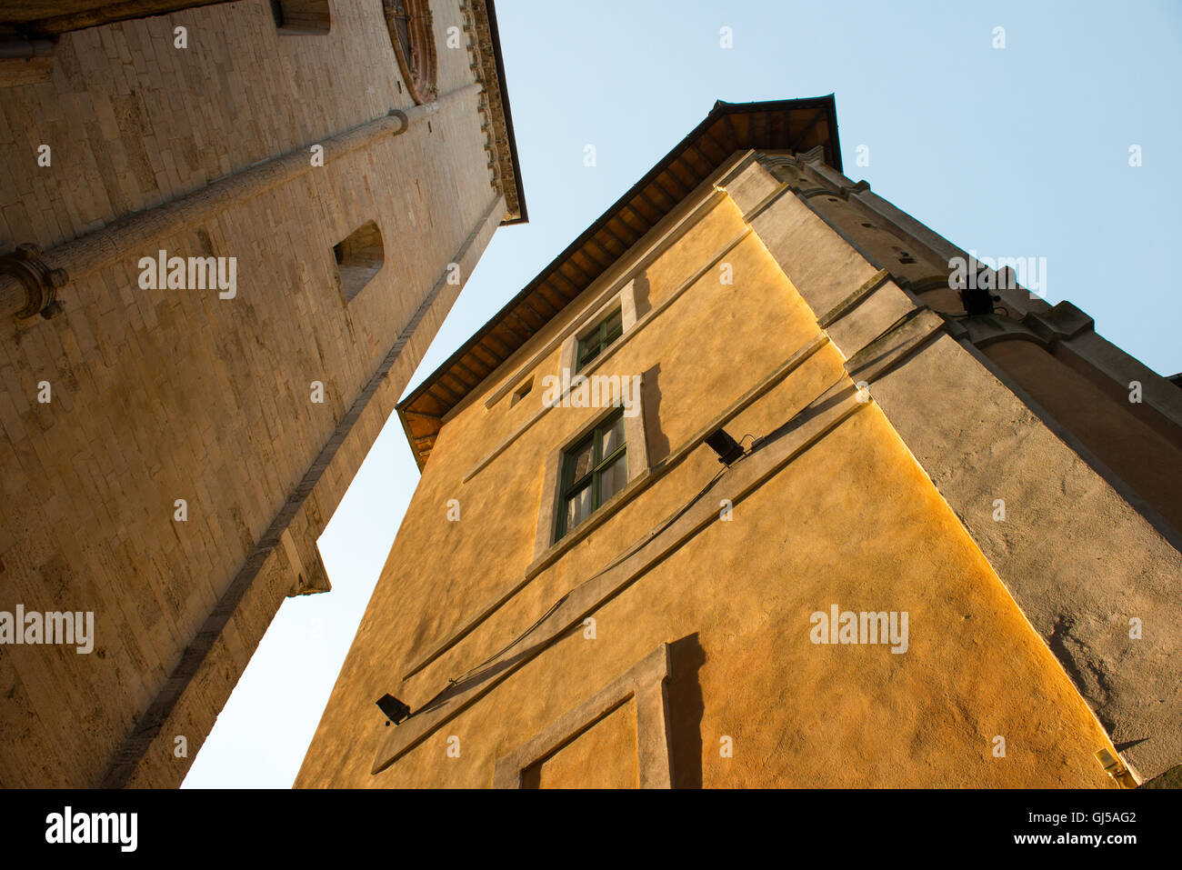 Warm architecture hi-res stock photography and images - Alamy