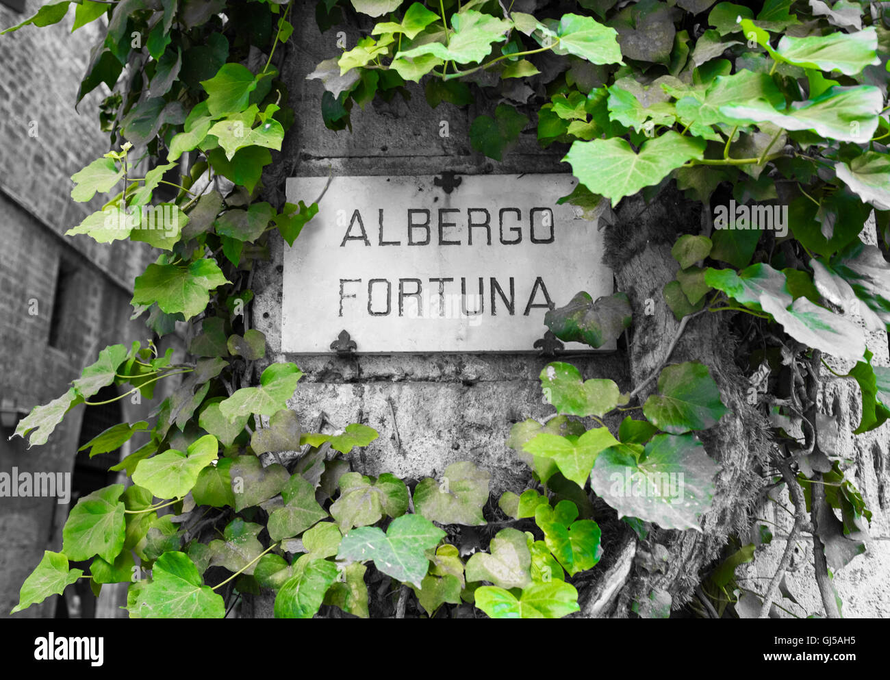 Street name italy hi-res stock photography and images - Alamy