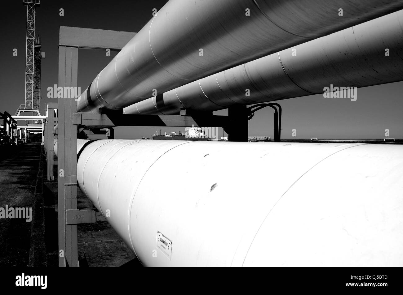 Tubes, Tubing, Pipe, Pipelines, Oil, Gas, Tube, Pipes, Industrial ...