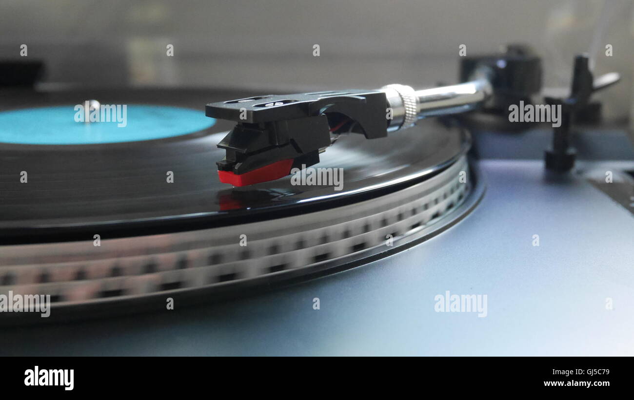 record player with disc Stock Photo - Alamy
