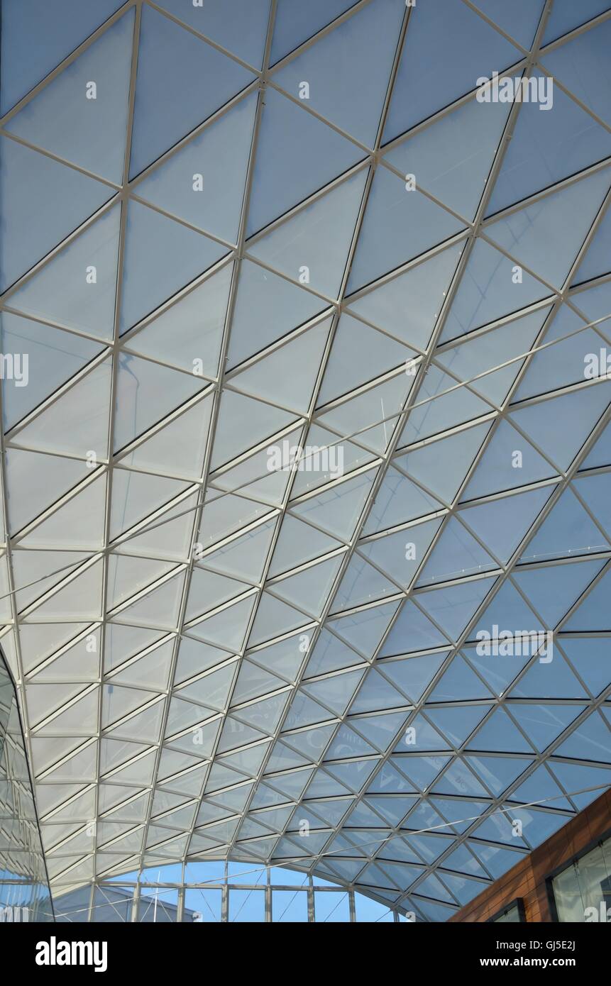 A triangular mesh roof Stock Photo - Alamy