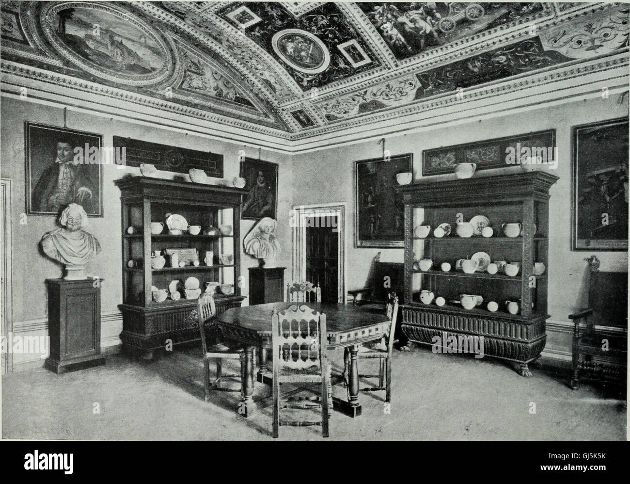 'Collezione di monografie illustrate' (1905) is a collection of ...