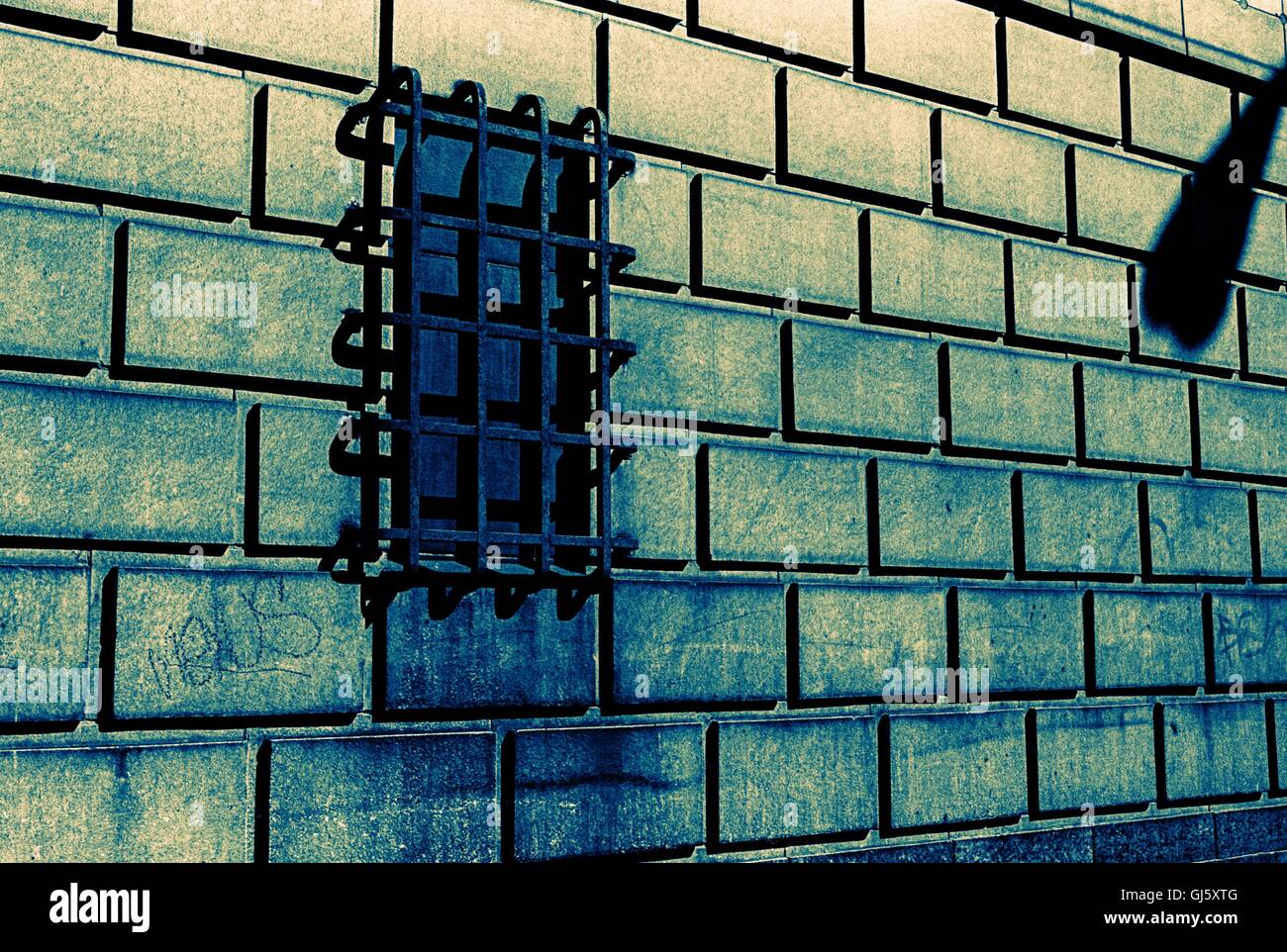 Distressed neighborhood hi-res stock photography and images - Alamy