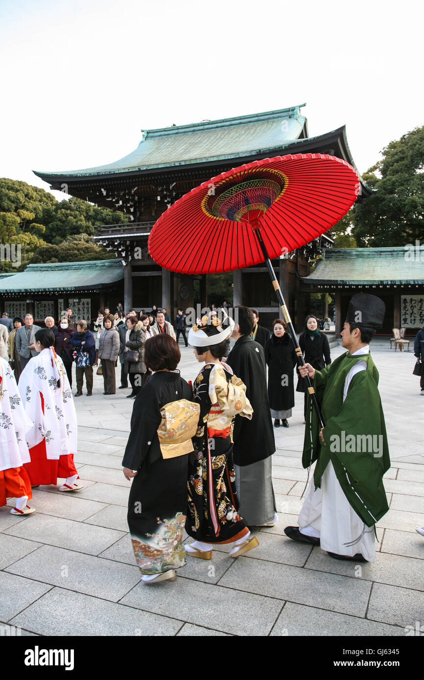 At a traditional Japanese Shinto wedding ceremony at Meiji Jingu Shrine ...
