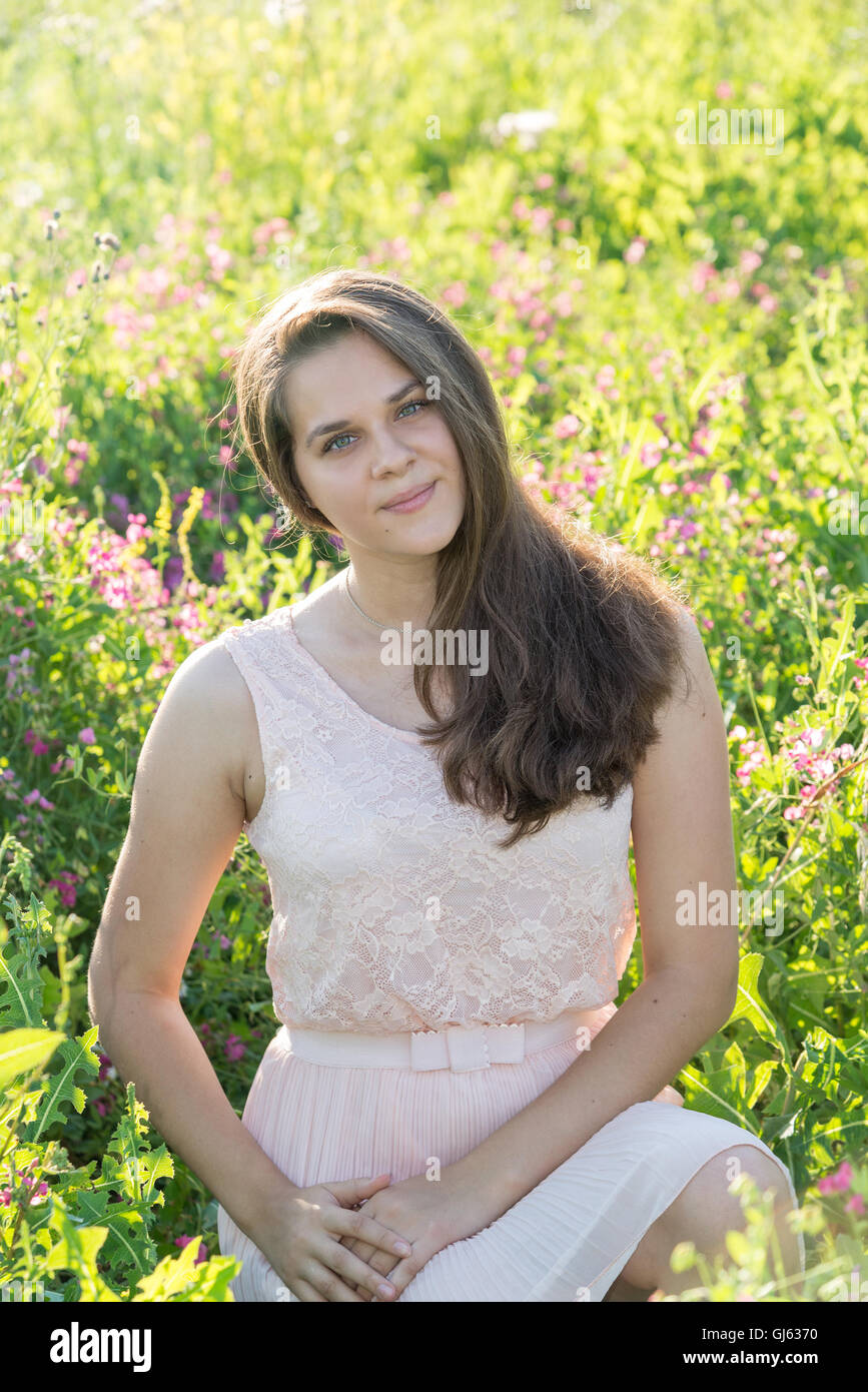 Girl 16 portrait hi-res stock photography and images - Alamy