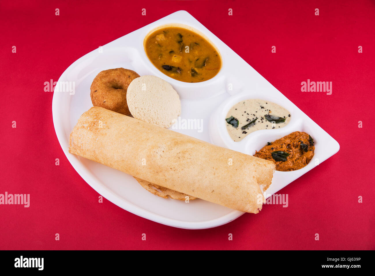 outh indian food dosa, idli or idly, vada, sambar coconut chutney and ...