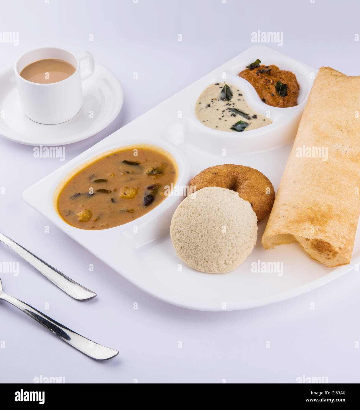 outh indian food dosa, idli or idly, vada, sambar coconut chutney and ...